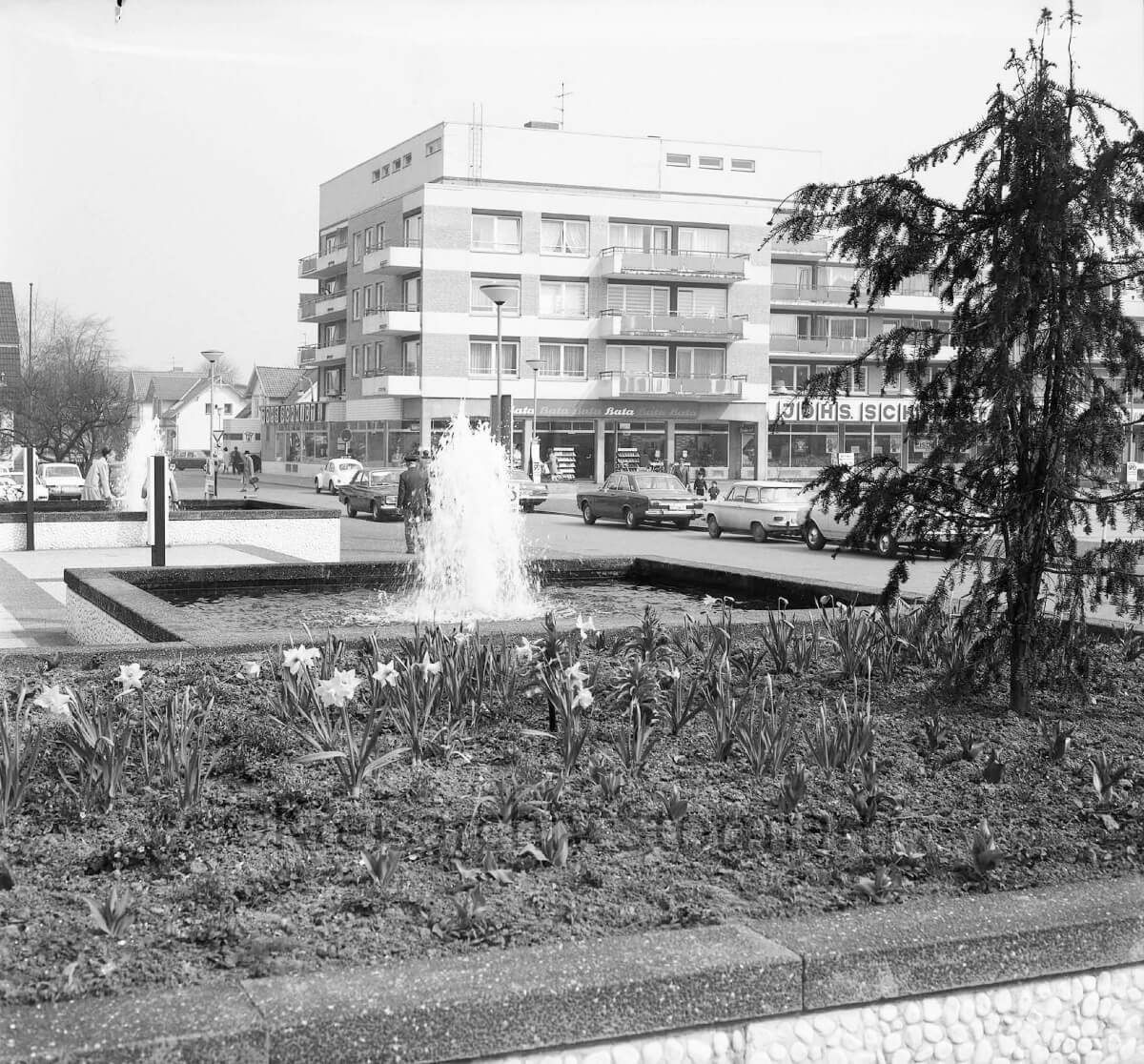Rathausplatz in Ahrensburg – so sah er früher aus 😍
